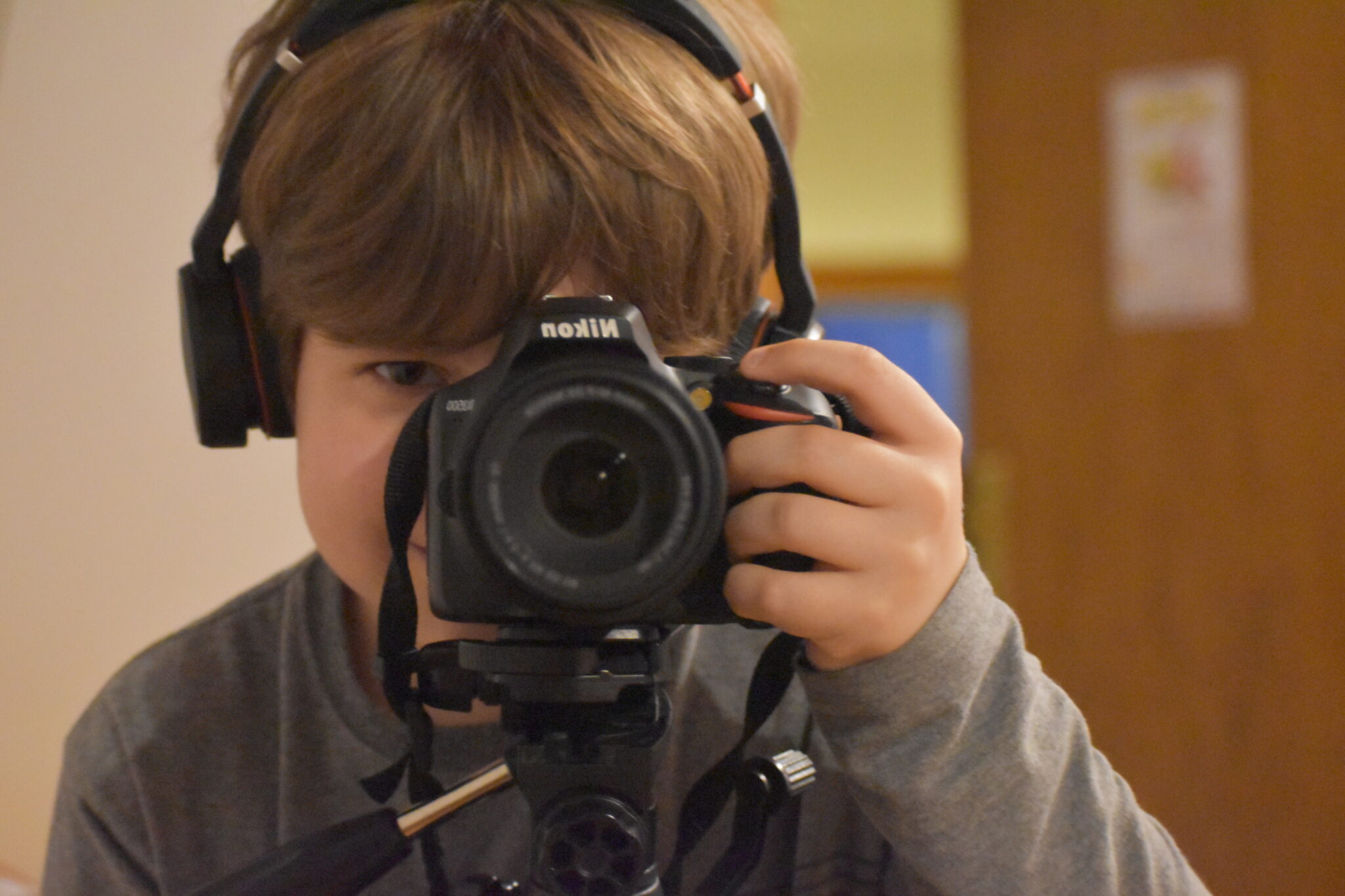 Nebojša Babić o fotografijama Andrije Čikića: Fotografija beleži svet oko nas, ali i svet u nama ...